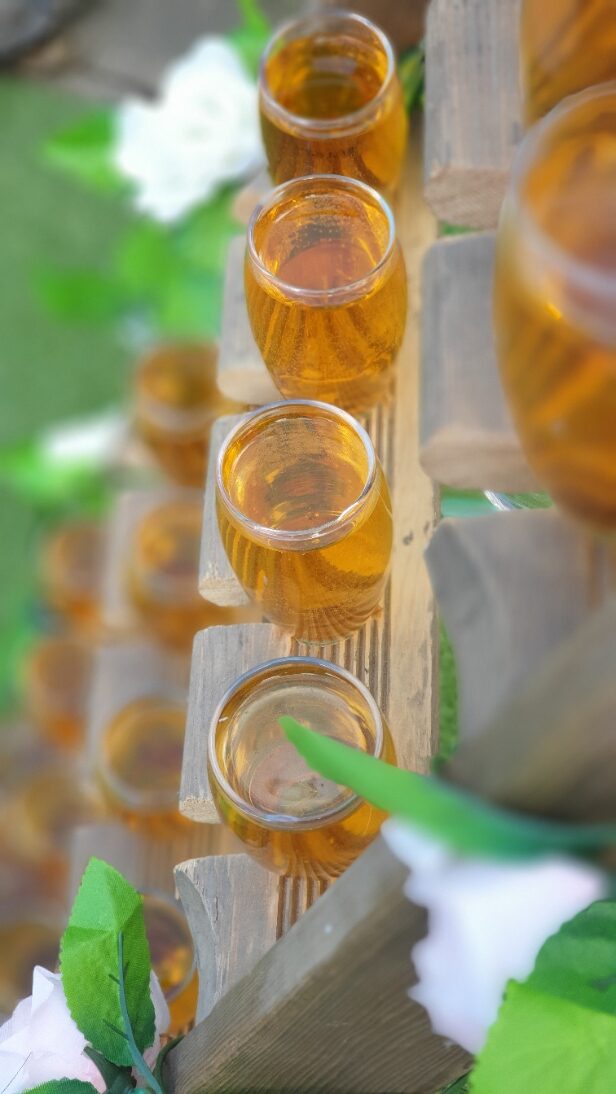 Prosecco / Welcome Drinks Ladder - Balloon Wedding and Party